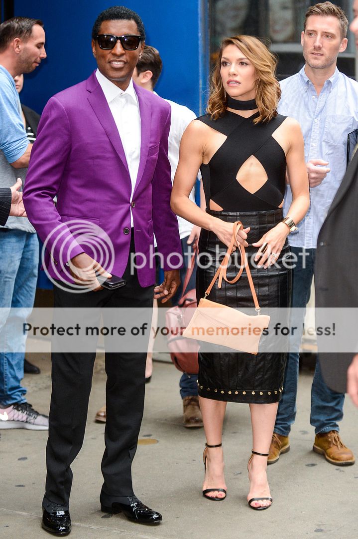 Allison Holker poses w/ Jermaine Jackson....I mean Babyface Edmonds ...