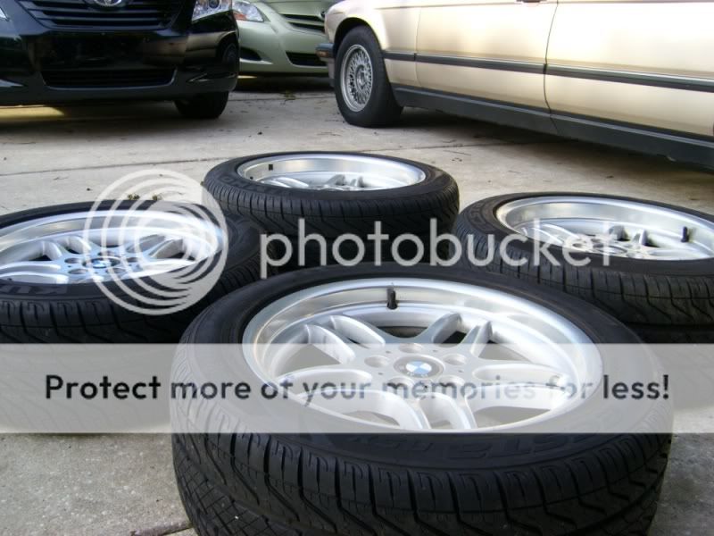 Staggerd 18" M-Par OEM E38 wheels