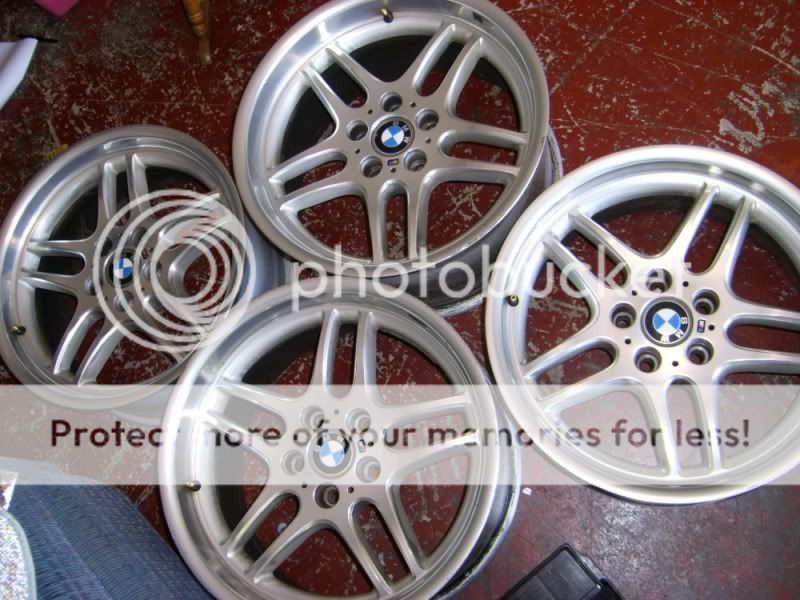 Staggerd 18" M-Par OEM E38 wheels