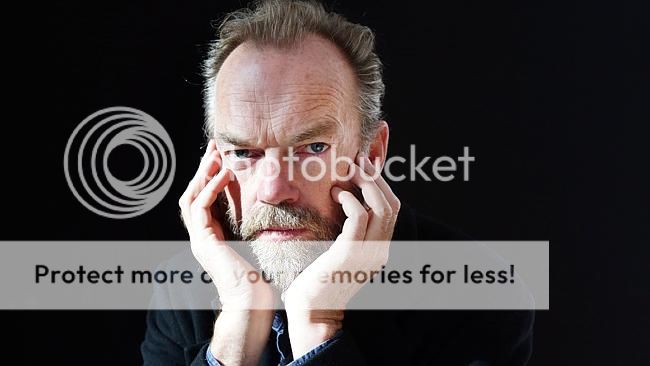 New Hugo Weaving Macbeth Cover Story/Interview, STC Rehearsal Photos ...