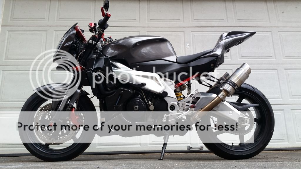 Finally finished my RSVR - Tuono/Jester conversion