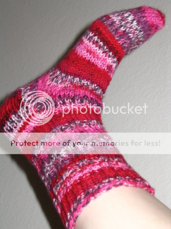 First sock EVER!: knitting — LiveJournal