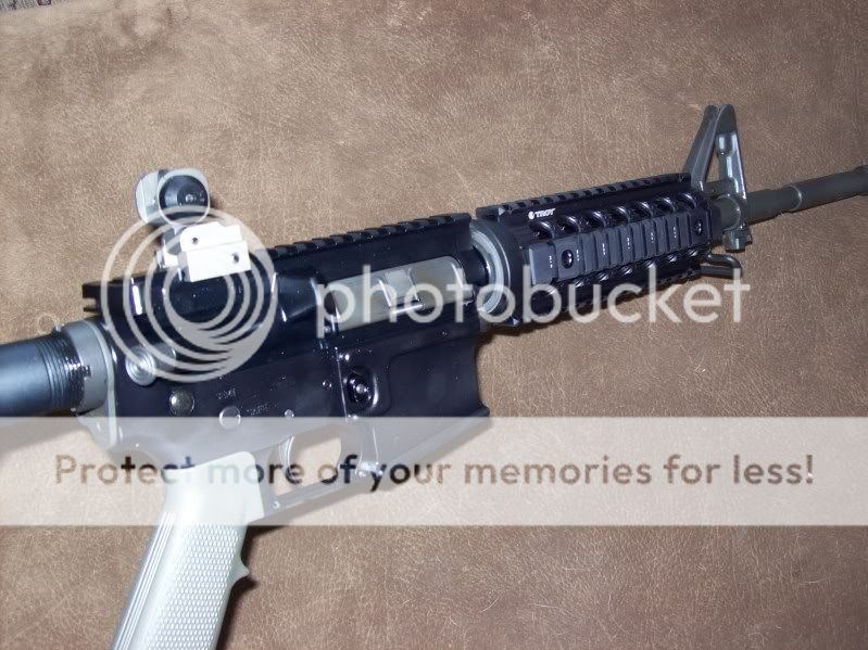 ERGO Z FLOAT RAIL VS TROY? > Rifles, Uppers, Lowers, Barrels, and more ...