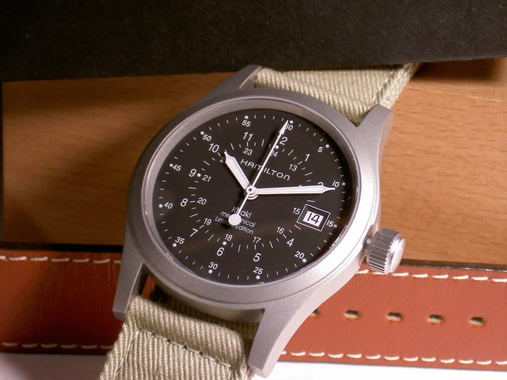 Hamilton WWII Memorial Homage Limited Edition Kahki Field Issue Watch ...