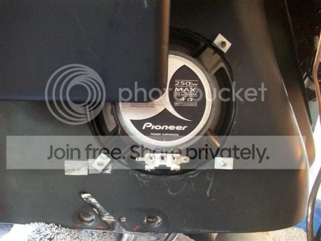 Mounting Bracket for the RF 300x4 | Road Glide