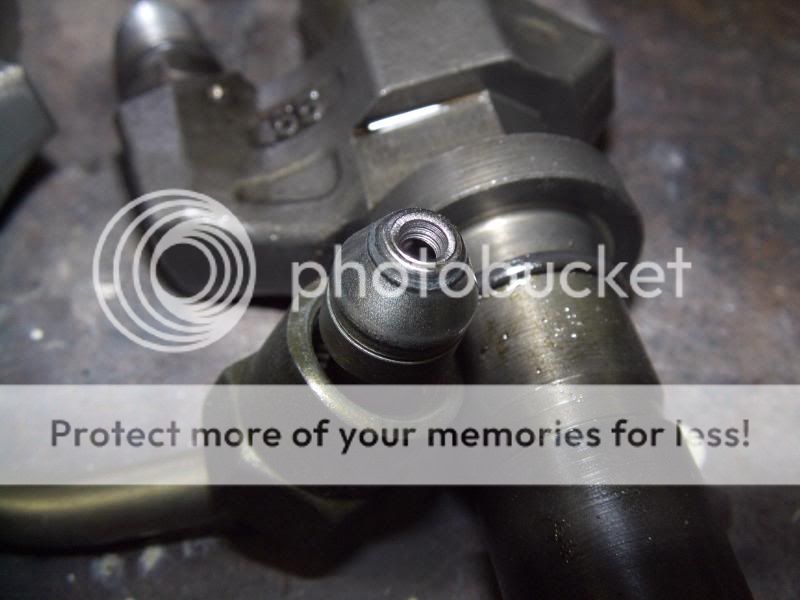 LB7 injector replacement with pics. | Diesel Place