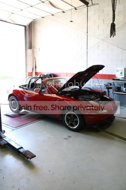 Another new guy...red '95 - MX-5 Miata Forum