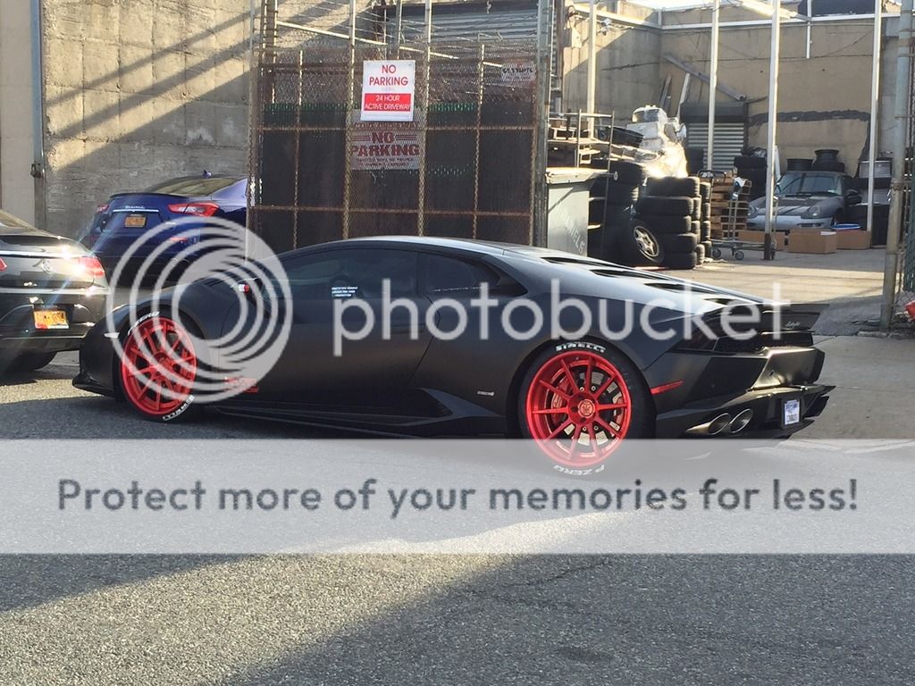 My 2 sexy IMS girls. | Lamborghini Talk